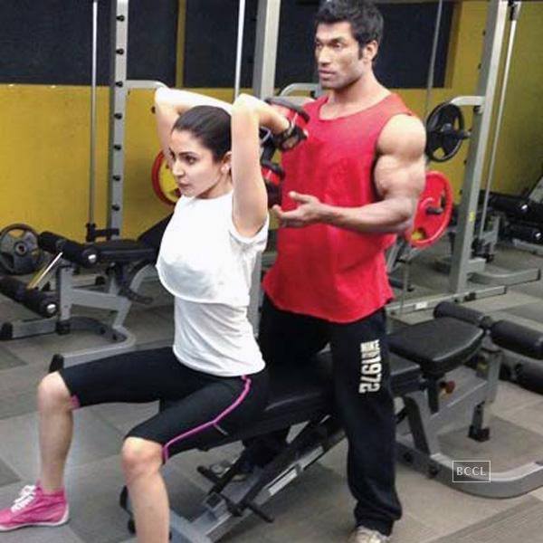 33 Unseen Pictures Of Bollywood Actresses Sweating It Out In Gym