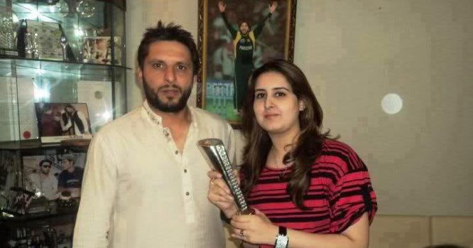 5 Popular Cricketers Who Married Their Cousins Or Friend's Ex-Wife!