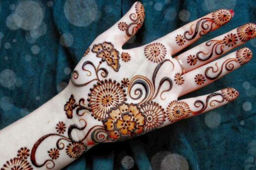 31 New Mehndi Design That Are Trending Right Now
