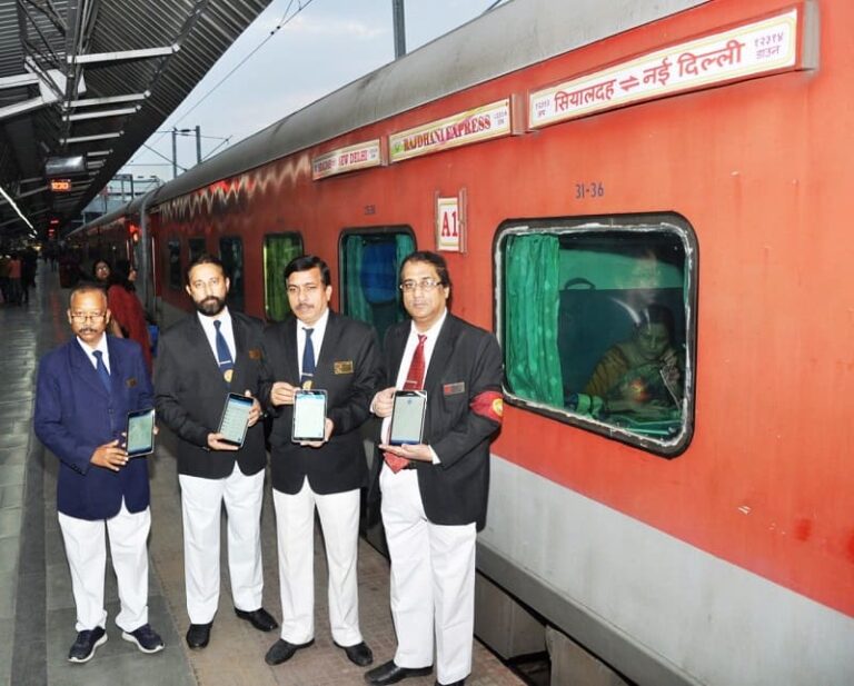 Here s Is How You Can Find TTE In Train Indian Railways Have Fixed here-s-is-how-you-can-find-tte-in-train-indian-railways-have-fixed