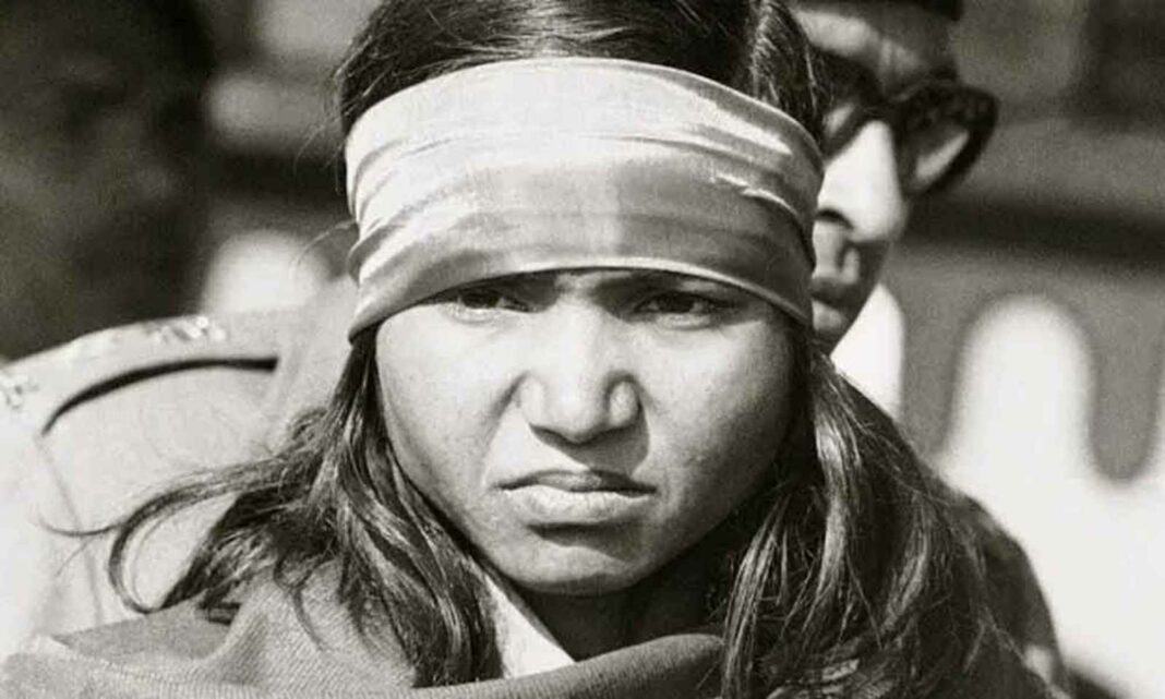 Phoolan Devi Real Life Story - India's Bandit Queen