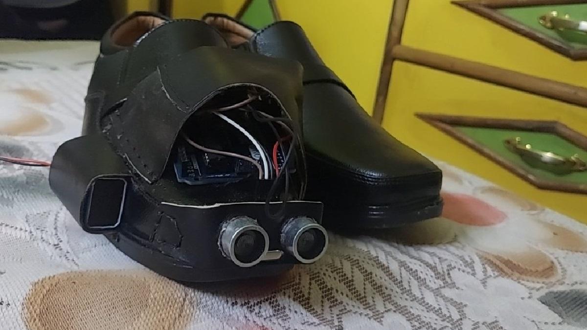 Indian Boy From Assam Makes Special Shoes To Help Blind Avoid Obstacles ...