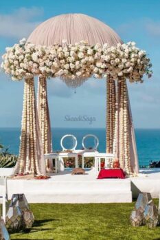 21 Flower Wedding Stage Decoration Ideas For Unforgettable Memories