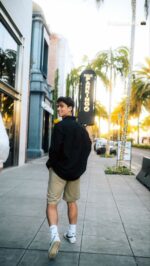 31 Poses For Boys Photoshoot: Expert Tips For Perfect Shots