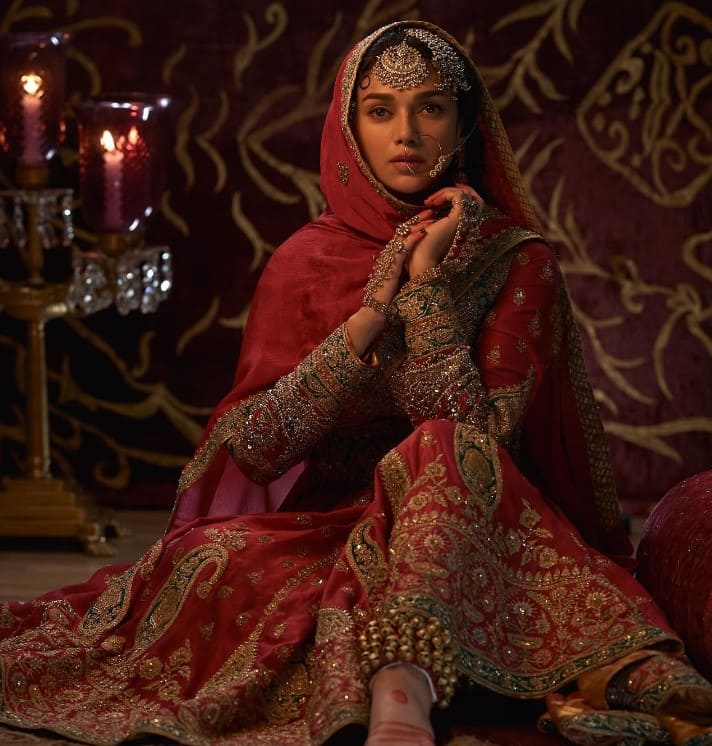 Aditi Rao Hydari's Transformation Photos Go Viral. Fan Asks, 'Beauty ... Aditi Rao Hydari's Transformation Photos Go Viral. Fan Asks, 'Beauty ...