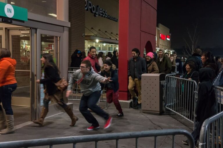 When Is Black Friday 2025? What It Means And Why Massive Sales Happen ...